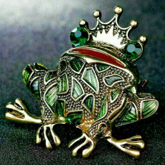 Jewelry | Royal Crown Kissing Frog Prince Rhinestone Brooch | Poshmark